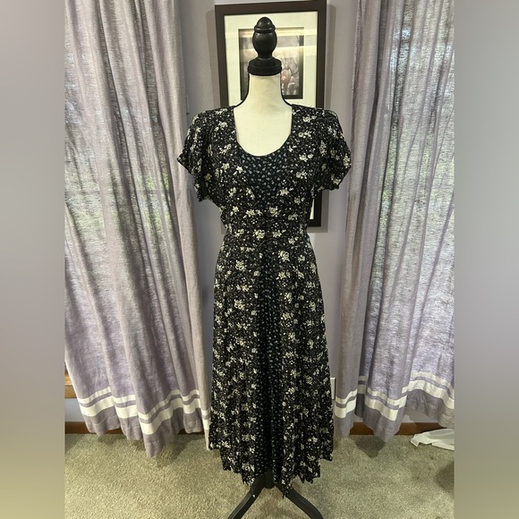 Nostalgia | Dresses | Vintage Nostalgia Floral Maxi Dress | Poshmark